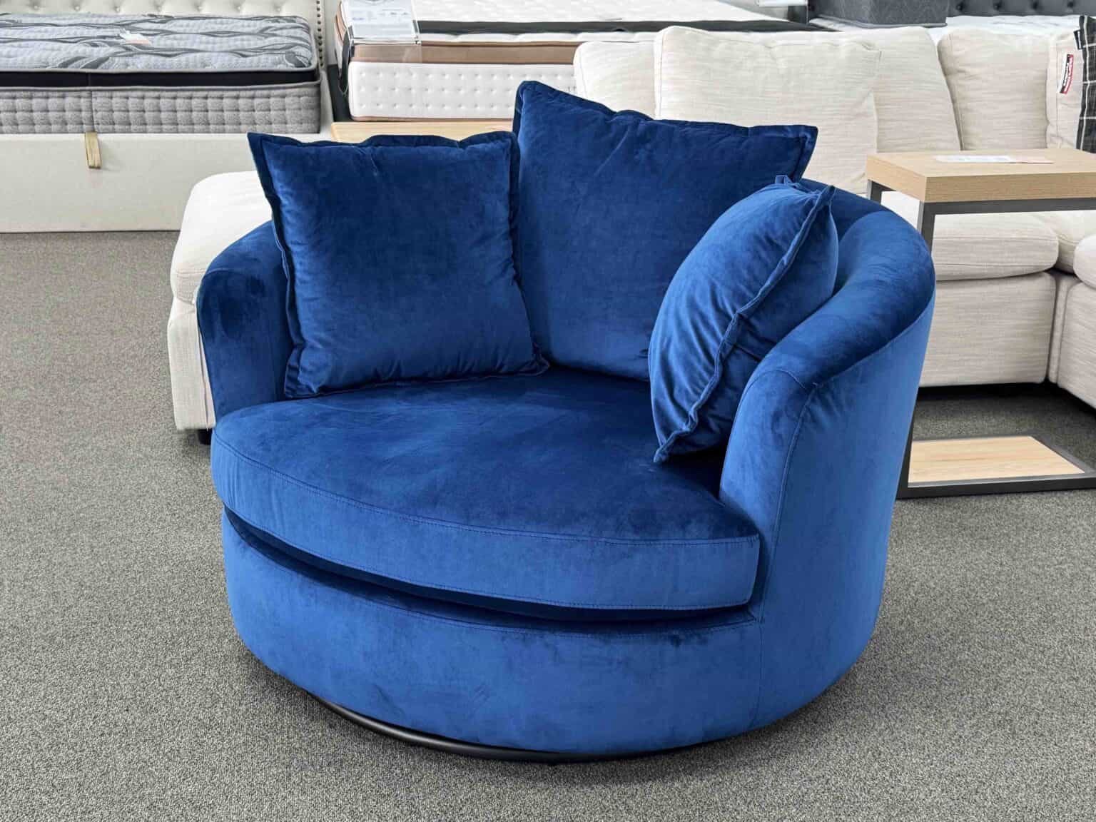 Love Seat – Victor's Choice Furniture